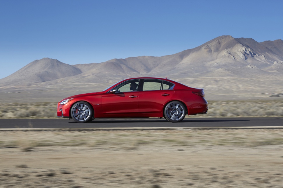 Infiniti Q50 (facelift 2017) 3.0t V6 (300 Hp) AWD Automatic